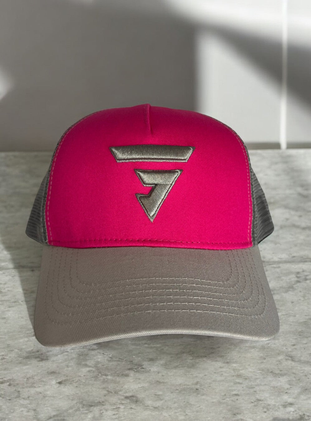 GRIID G Logo Hat - Pink/Grey